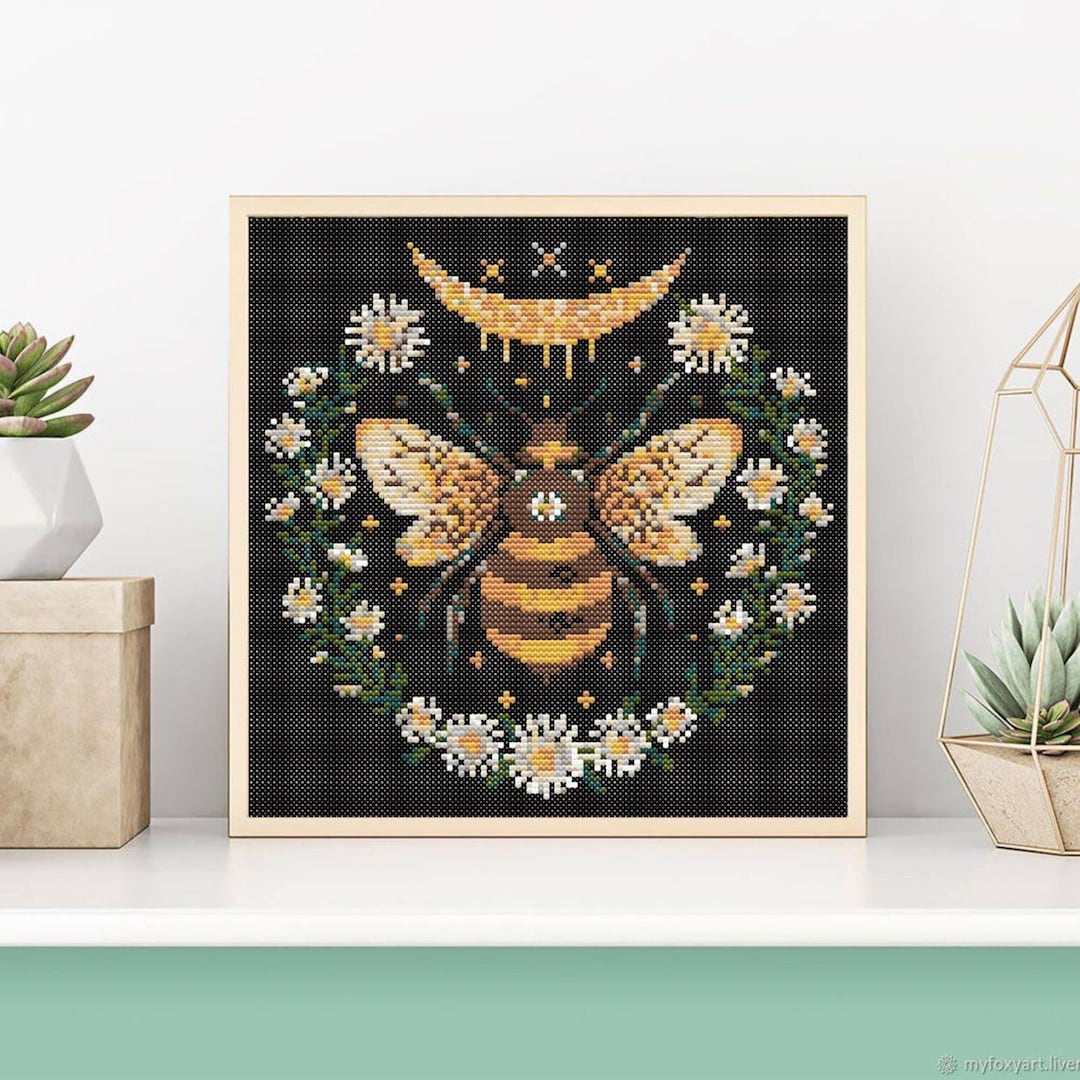Bee Cross Stitch Pattern, Gothic Bee Chart, Honey Bee Pattern, Garden ...