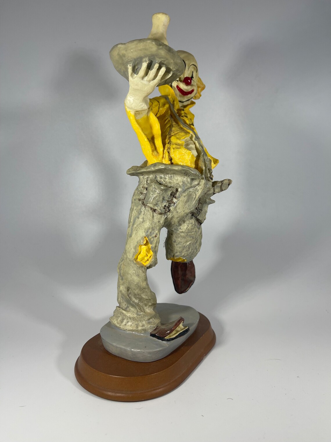 Clown Dante by Ado for Creative World Waiter Clown Statue 10-1/2” Tall ...