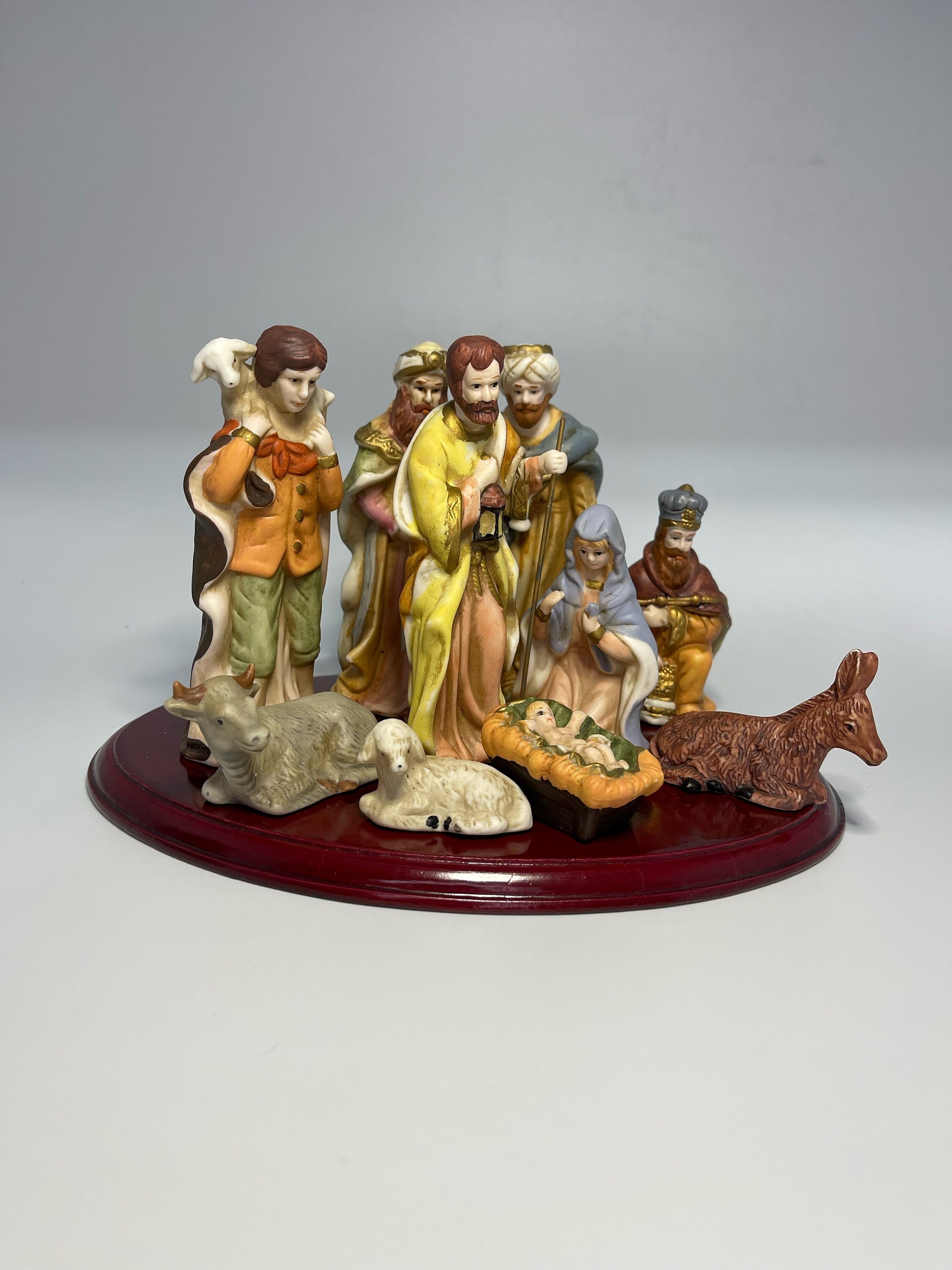 Nativity - 1950's Vintage 12 Piece Porcelain 4" Nativity Scene in ...