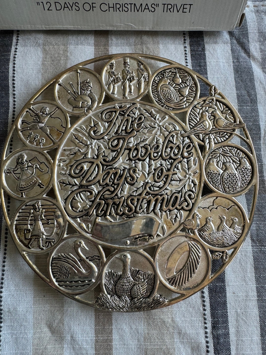 Christmas Trivet - the Twelve Days of Cristmas Trivet - Christmas Table ...