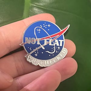 Funny Pins Space Badges Punk Pins Nasa Enamel Pin Science Astronaut Pin ...