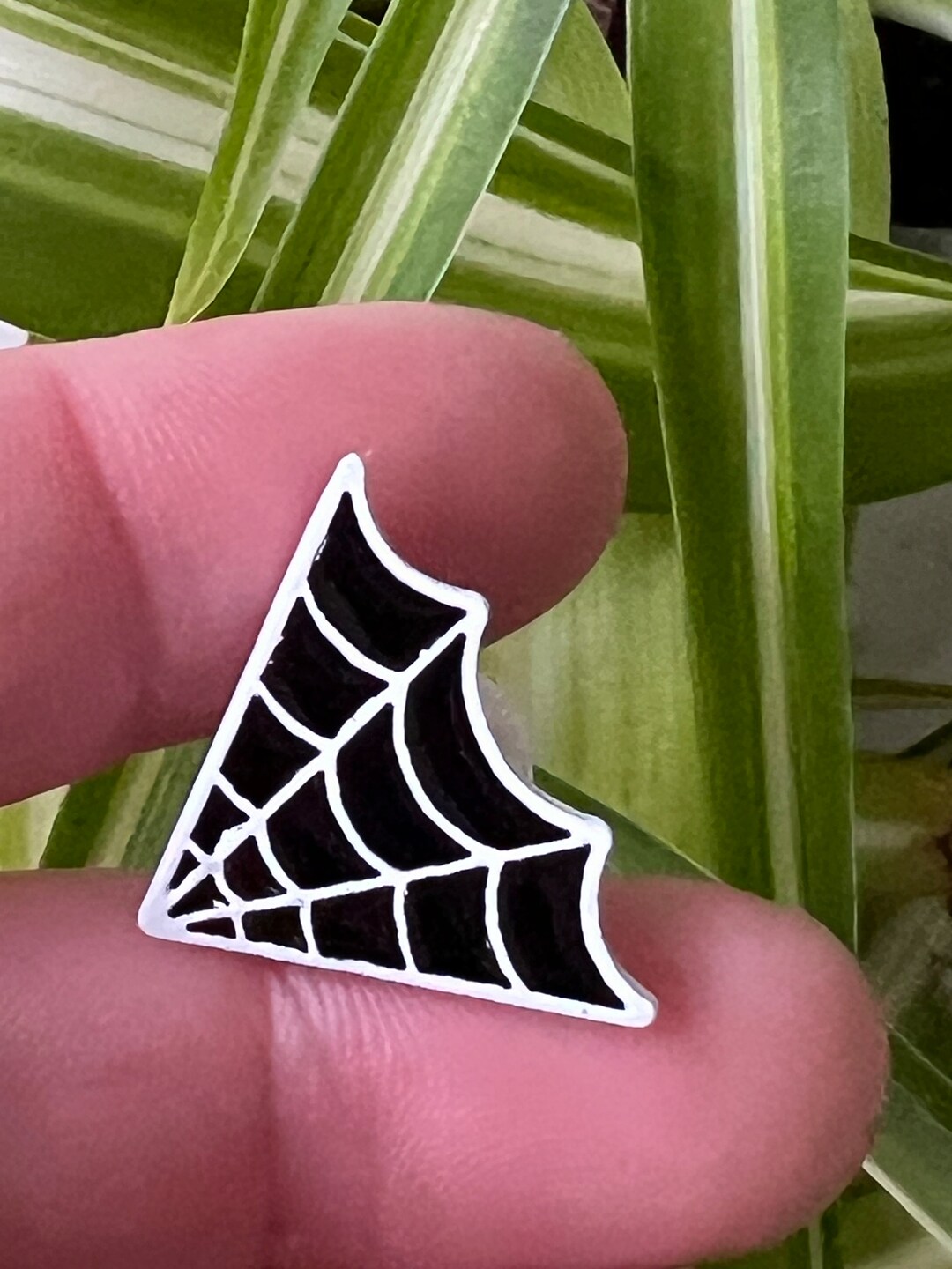 Punk Web Enamel Pins Goth Enamel Pins Spider Web Lapel Pin HALLOWEEN ...