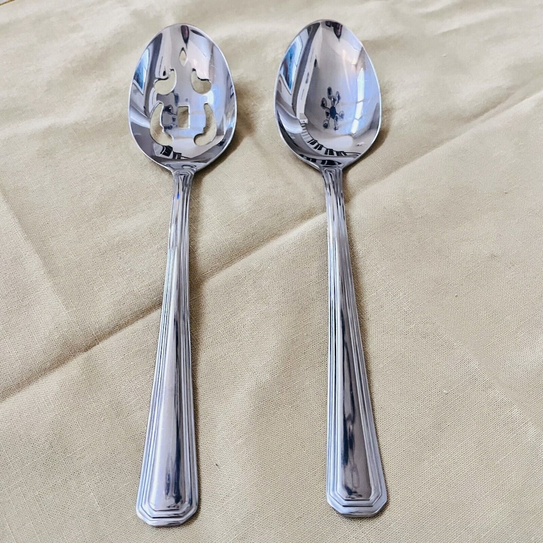 HAMPTON SILVERSMITHS Solid & Pierced Tablespoons Serving Spoon Set ...