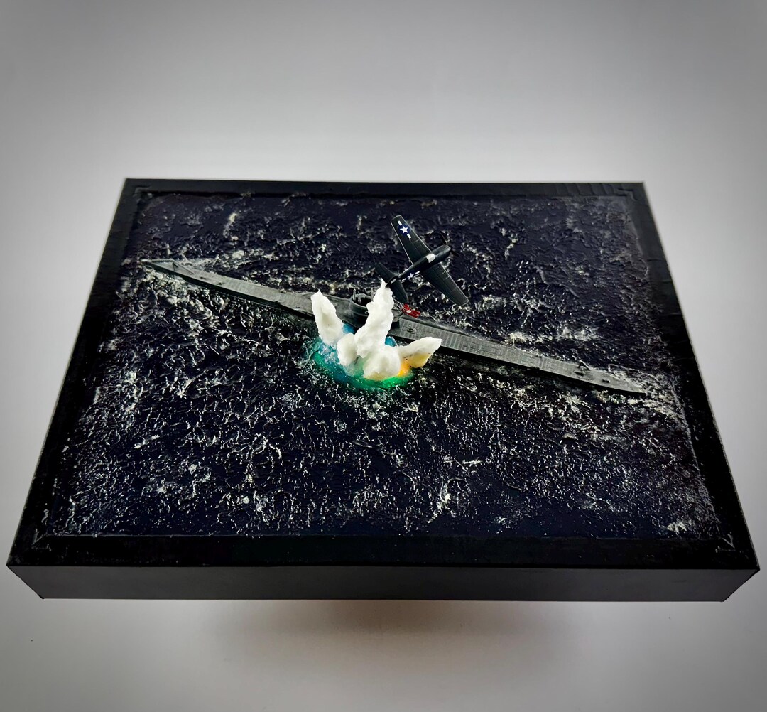 World War II Diorama With LED Light of an F6F Hellcat Airplane ...