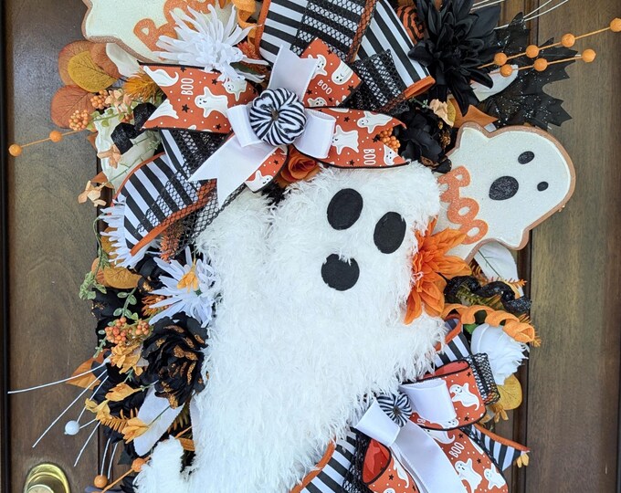 Cute Halloween Wreath for Front Door, Spooky Ghost Wreath, Halloween ...