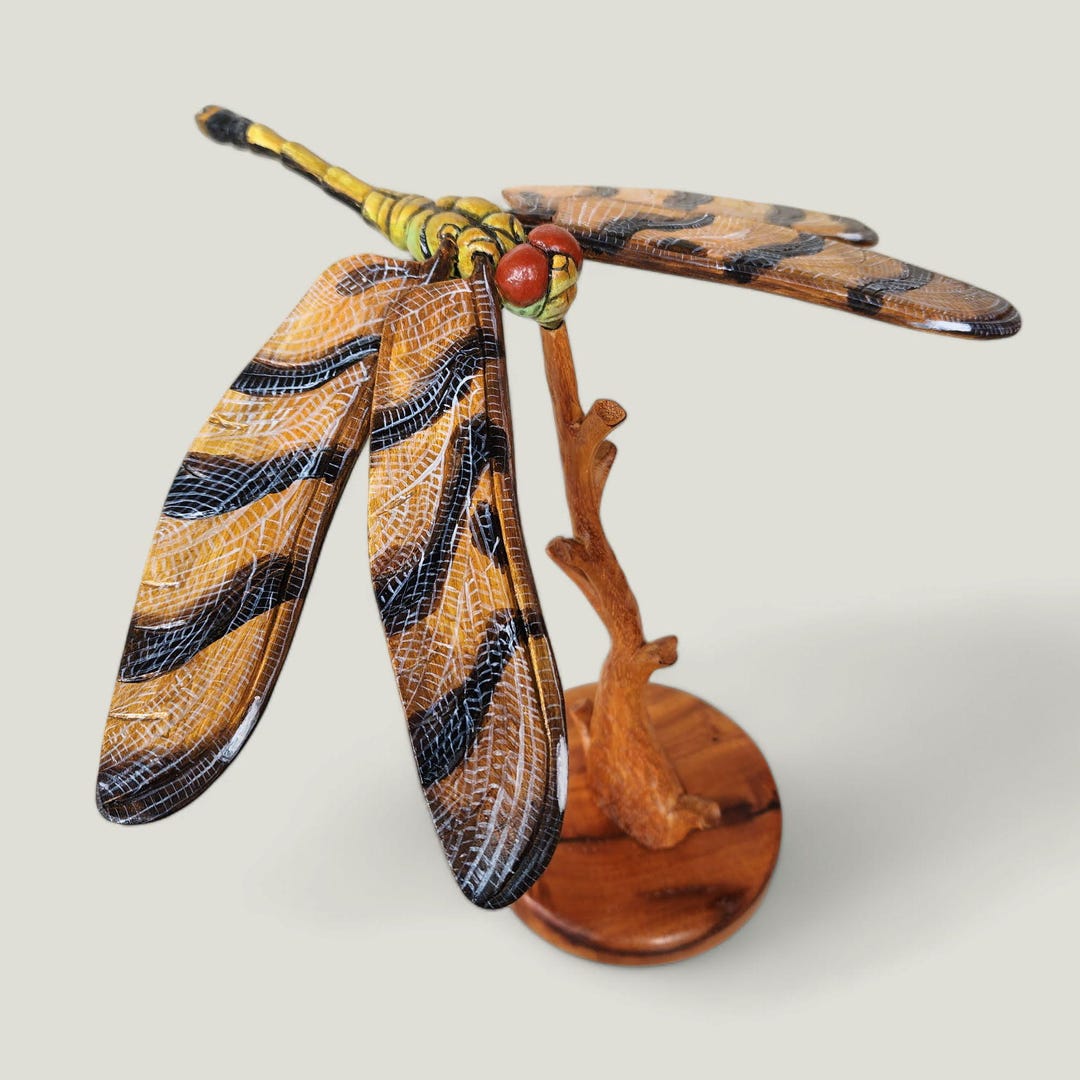 Handmade Realistic Wooden Dragonfly – Self Balancing Dragonfly ...