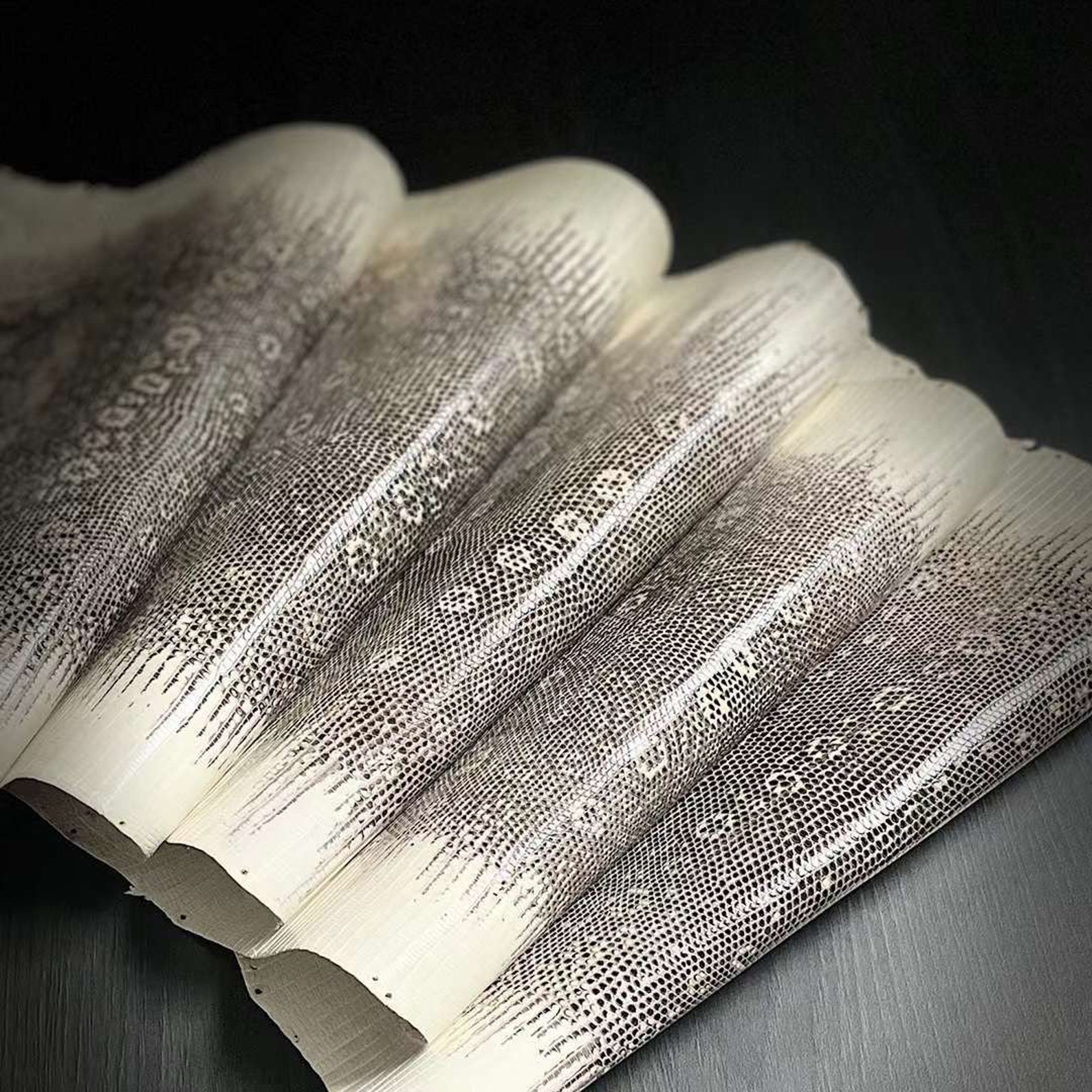 Exotic Leather Finished Ring Lizard for Luxury Leathercrafting ...