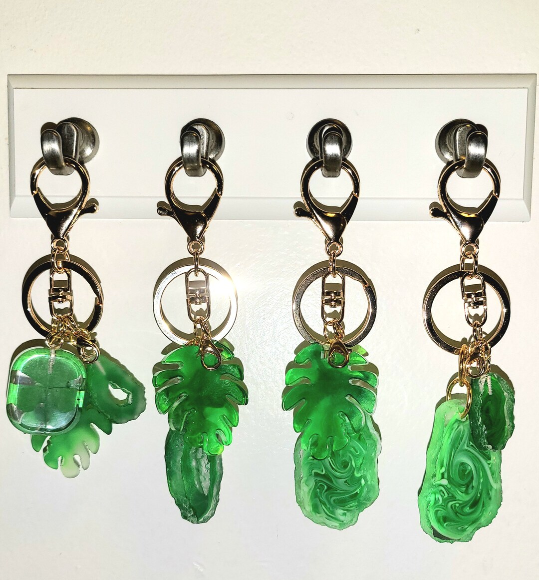 Stylish Emerald Green Keychains, Lobster Clasp, Keychain With Charms ...