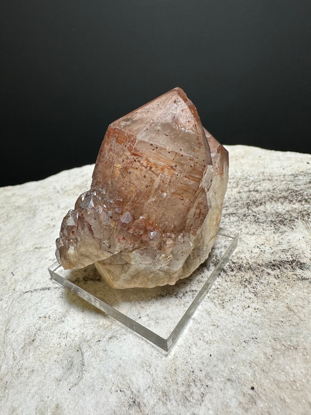 Rare Hematoid With Quartz Specimen With Phantom and Cathedral Growth ...