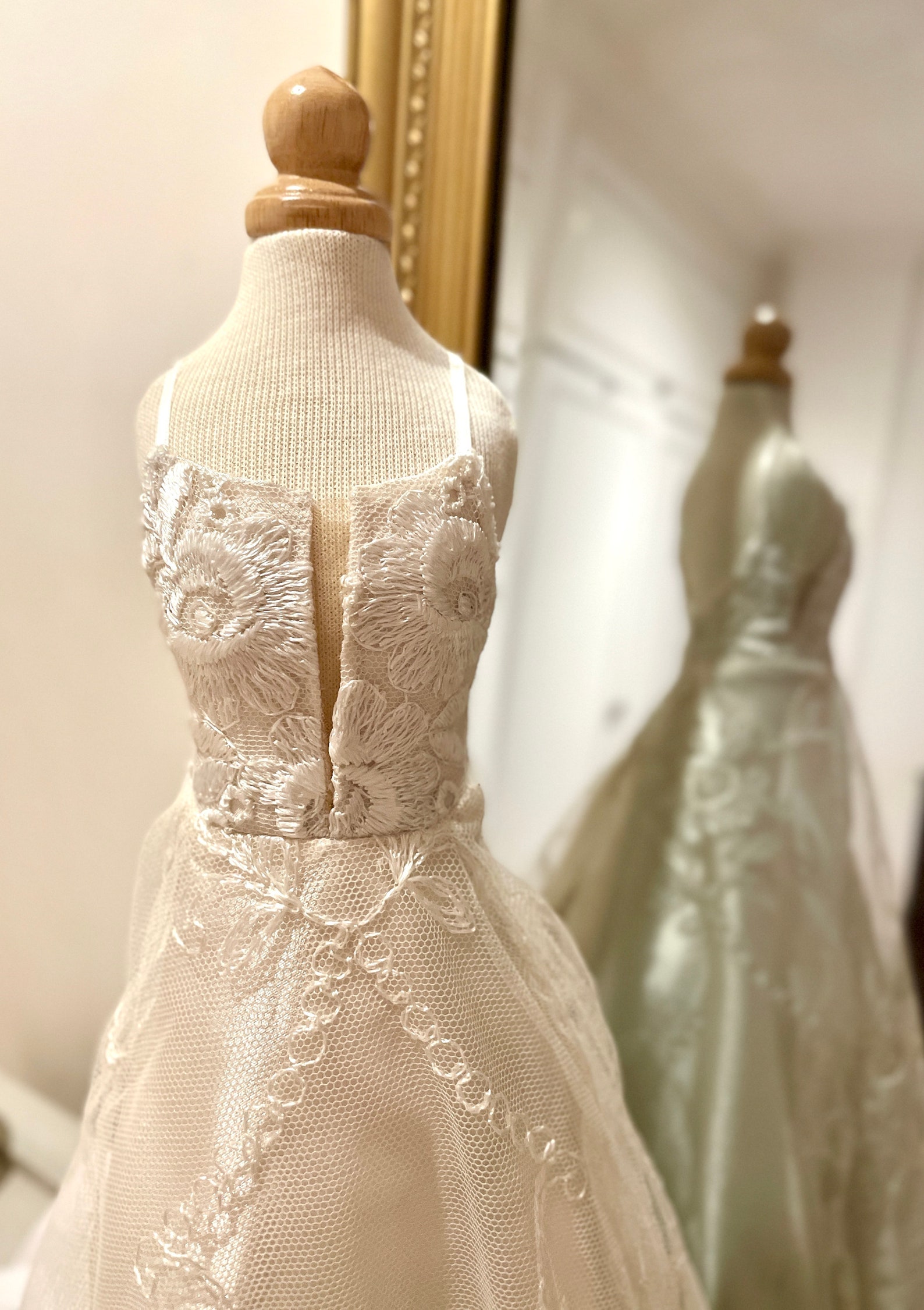 Miniature Wedding Dress Replica - Custom Wedding Dress - Model Wedding ...