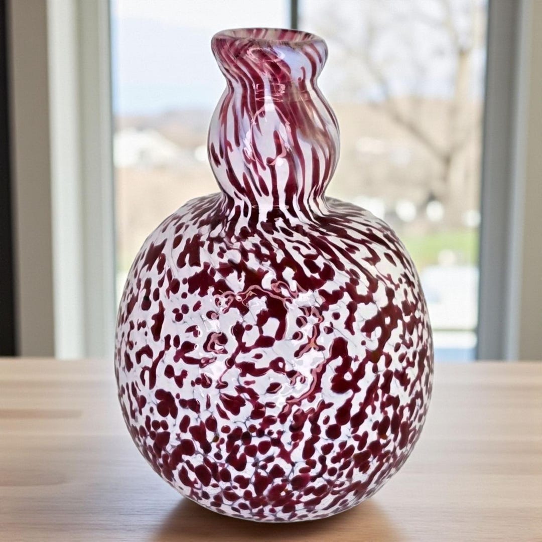 Vintage Red and White Speckled Confetti Blown Glass Vase Textured ...