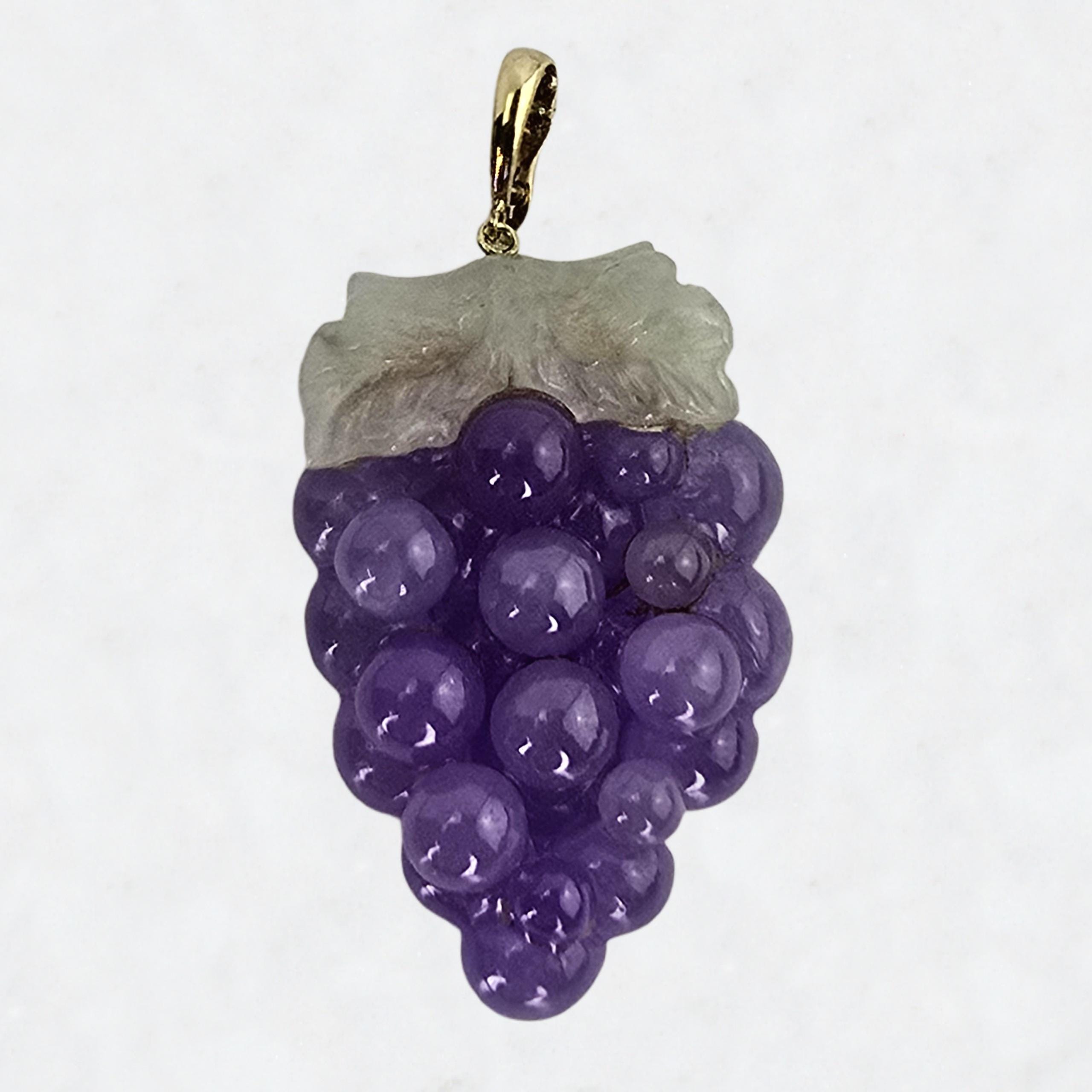 Vintage 14k Gold Purple Jade Grapes Pendant Vintage Jade Purple and ...