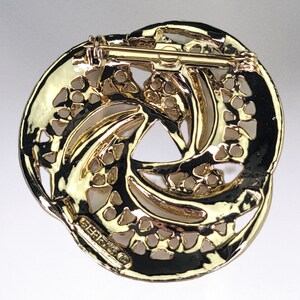 Vintage Gerry's Brooch Gold Tone Jewelry Filigree Lapel Pin Retro ...