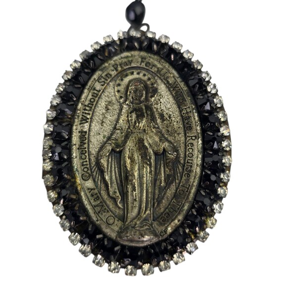 Antique Miraculous Medal Mother Mary Locket Black Gla… - Gem