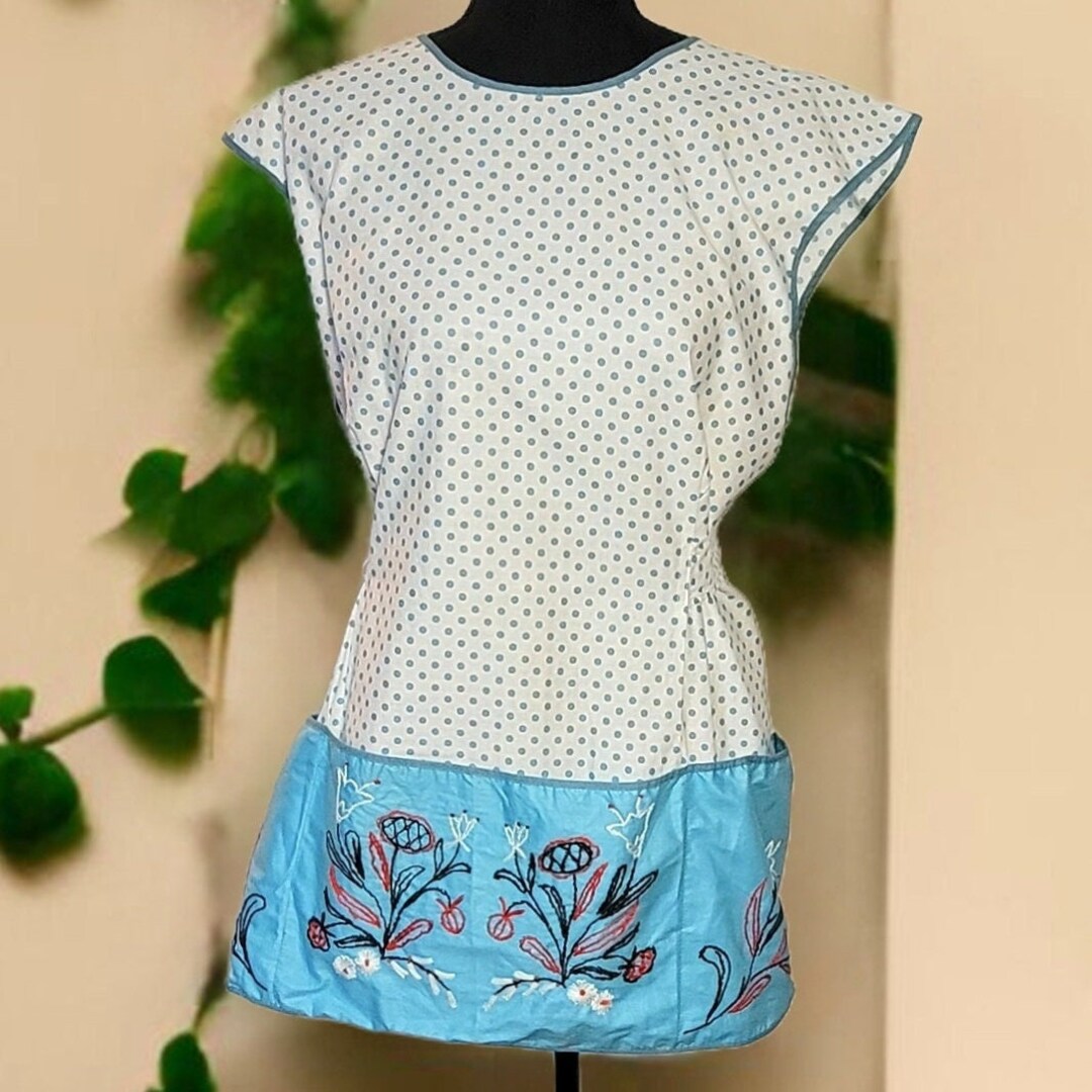 Vintage Embroidered Apron Blue Polka Dot Smock With Pockets Retro ...