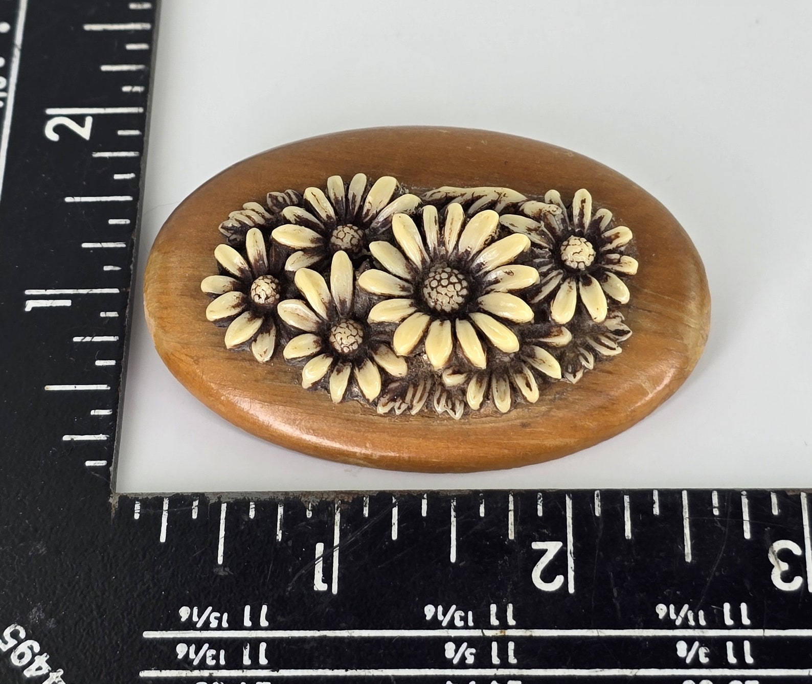 Vintage Celluloid Flower Brooch 1940s Carved Celluloid Pin Vintage ...