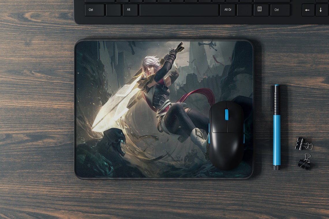 League of Legends Custom Riven, Different Sizes Mouse Pad, Gamer Gifts ...