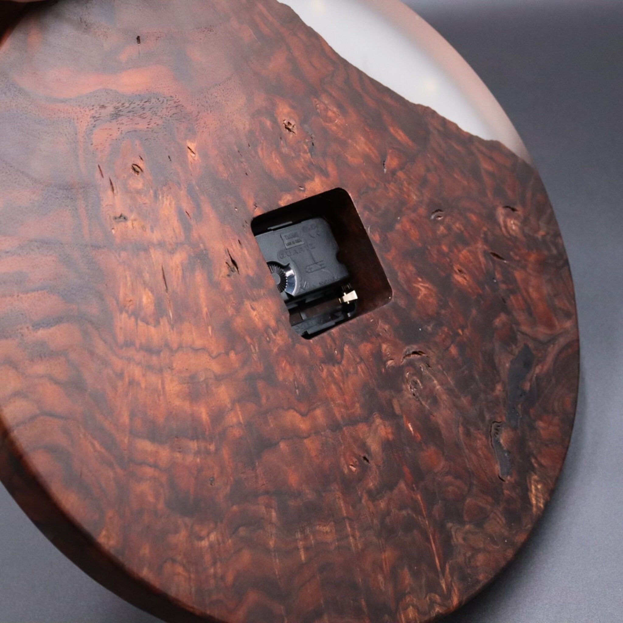 14" Round Wall Clock, Live Edge Natural Wood and Epoxy Resin Art ...