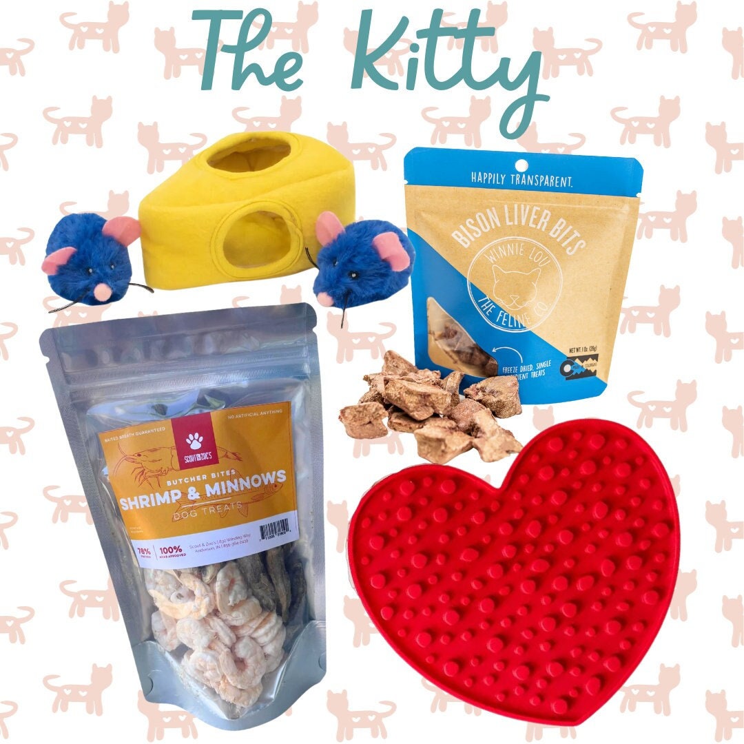 Cat Gift Box With Premium Cat Treats, Cat Toys, and Lick Mat for Pets ...