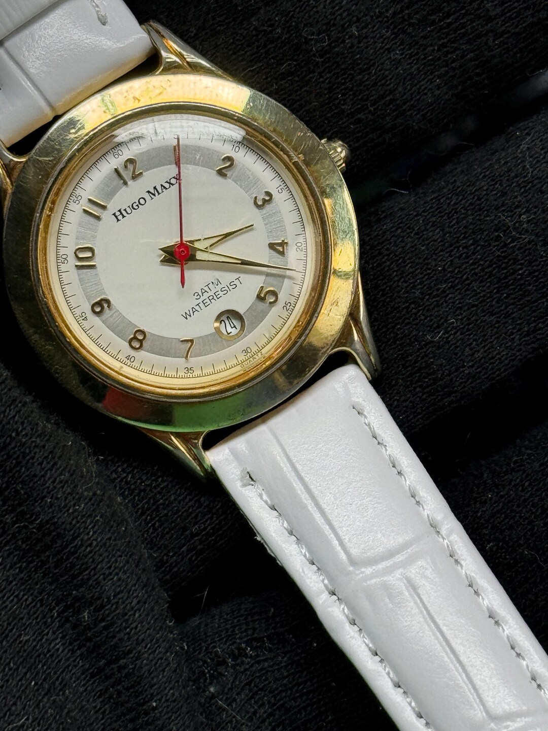Vintage Hugo Maxx Ladies Watch - Gold Tone Case With New White Leather ...