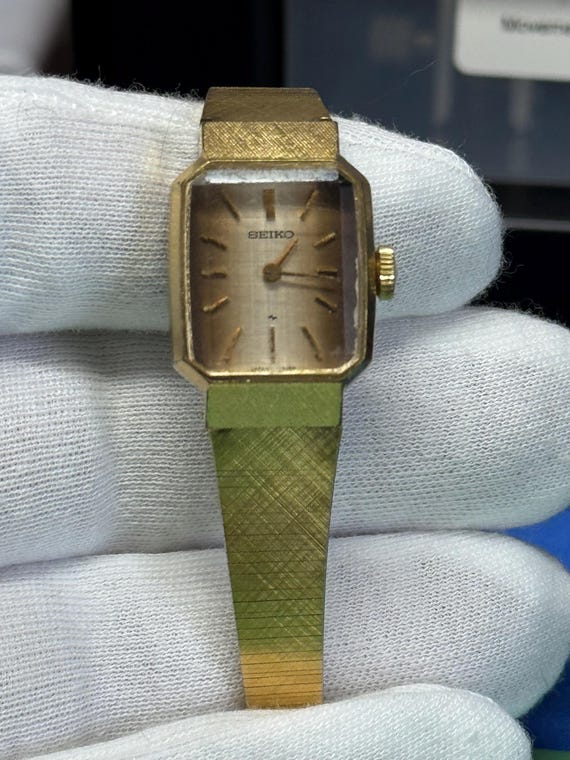 Vintage 1969 Seiko Ladies Mechanical Watch - Gold Ton… - Gem