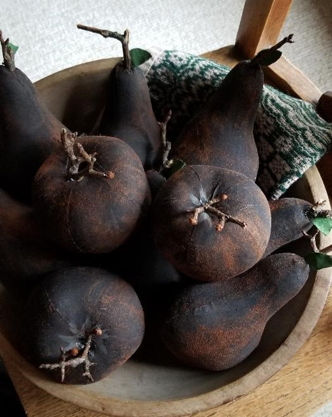 Primitive Single Apple or Pear Country Farmhouse. Original Design - Etsy