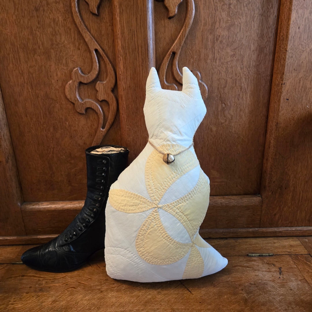 Quilted Cat. 1931 Vintage Quilt. Country Farmhouse Decor - Etsy