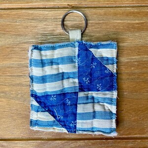 Vintage Quilt Keychain - Etsy
