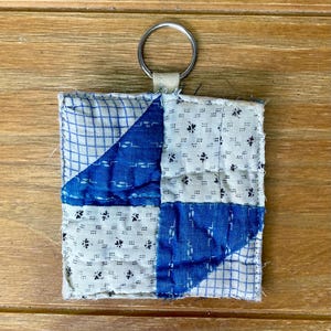 Vintage Quilt Keychain - Etsy