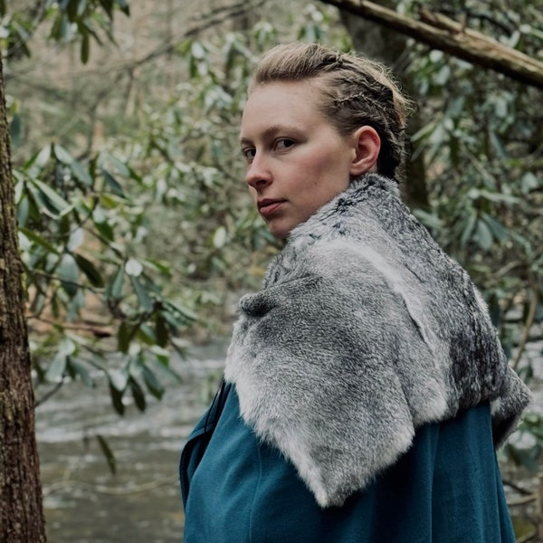 Viking Fur Mantle - Etsy