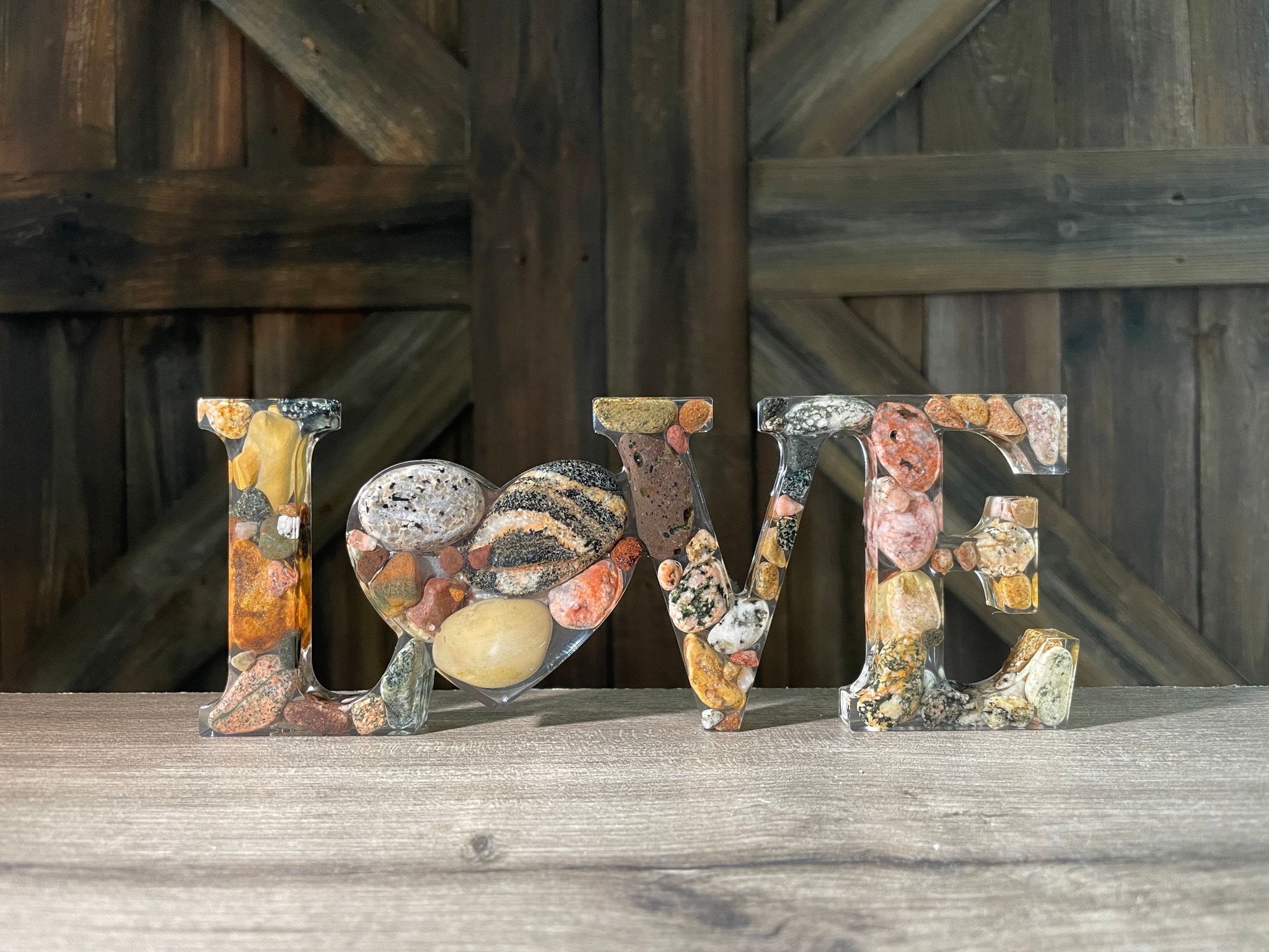 Yooper LOVE Resin Art With Fluorescent Sodalite Stone yooperlite, Tm ...