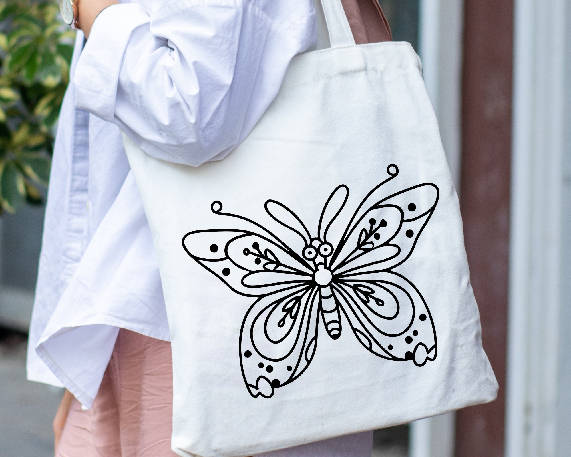 Butterflies Svg Bundle, Butterfly Design, Flying Butterflies, Layered ...