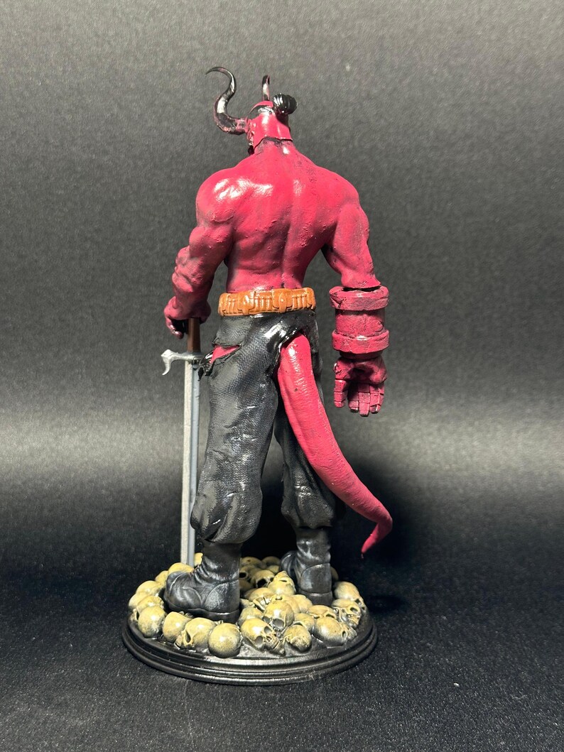 Hellboy | Hellboy Figure | Hellboy Statue | Hellboy Action Figure ...