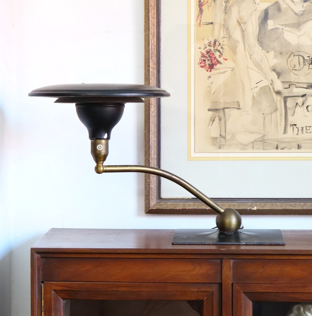 Art Deco M.G. Wheeler Pivoting Desk Lamp - Flying Saucer Lamp - 1940s ...