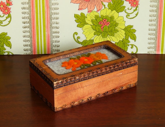 1970s Wooden Jewelry Box With Felt Embroidered Flower… - Gem
