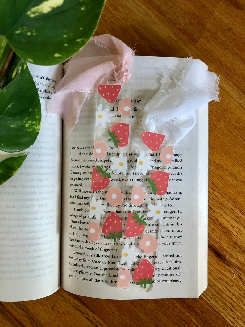 Strawberry Bookmark Acrylic Bookmark Unique Gift for Readers Bookmark ...