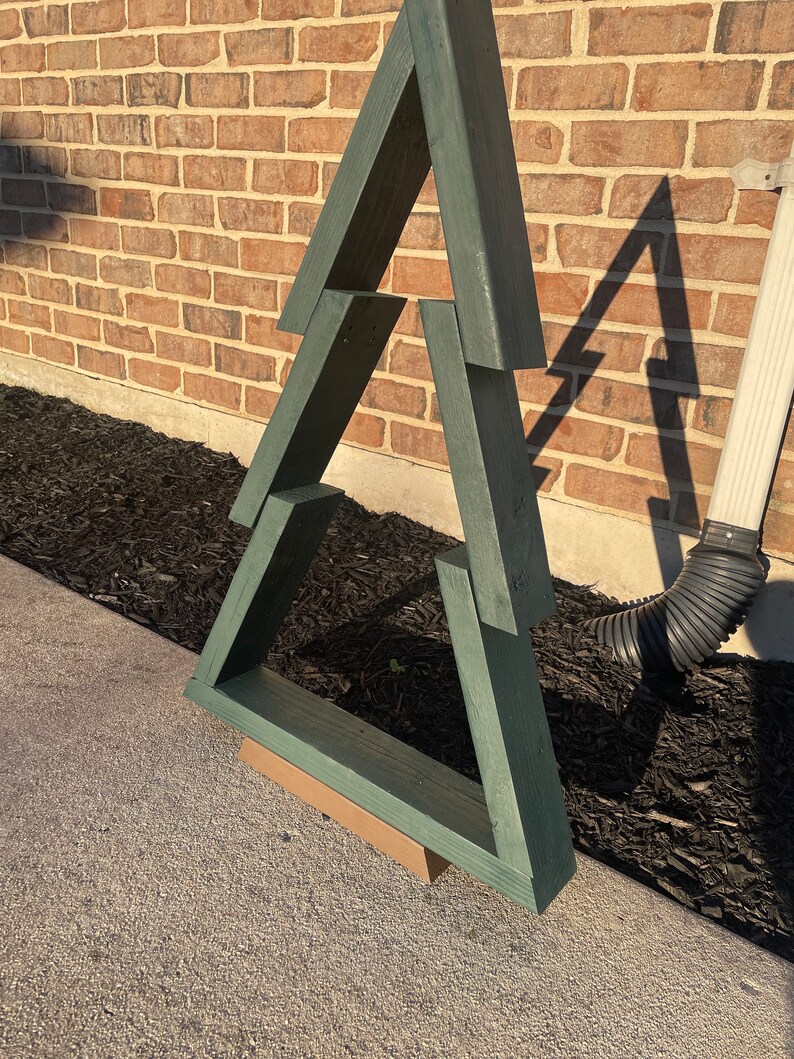 2x4 Decorative Christmas Tree - Etsy