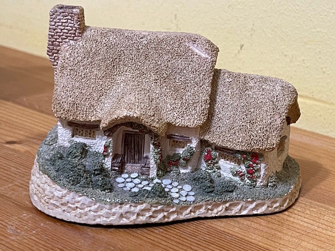 Rose Cottage (1980) by David Winter Cottages - Etsy