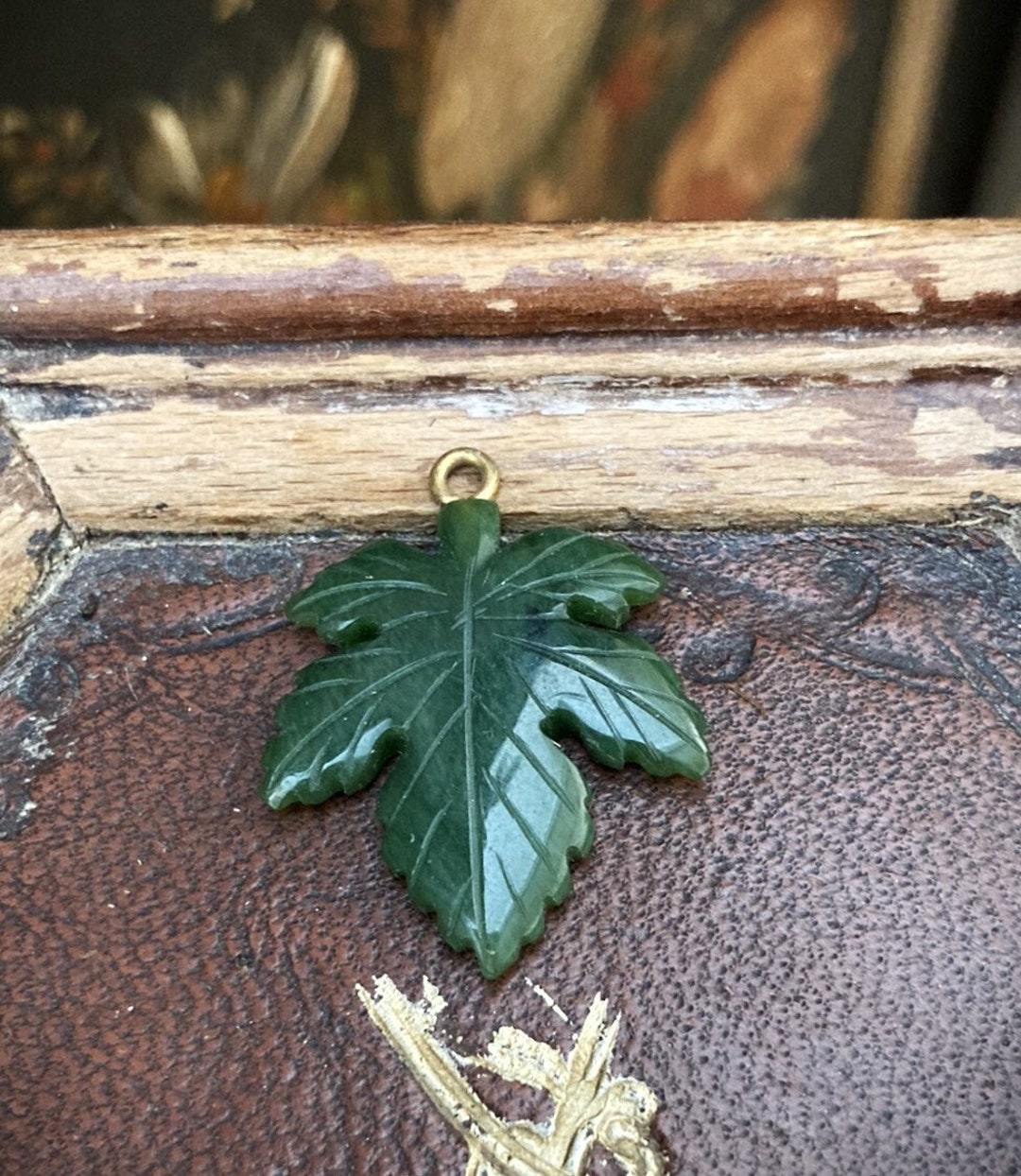 Vintage 1970s Nephrite Jade Maple Leaf Charm - Etsy