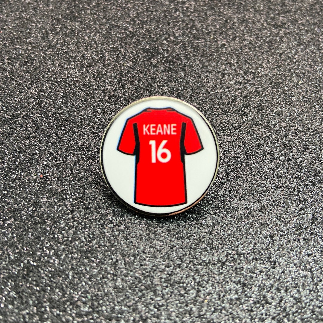 Roy Keane Manchester United Football Kit Metal Pin Badge - Etsy