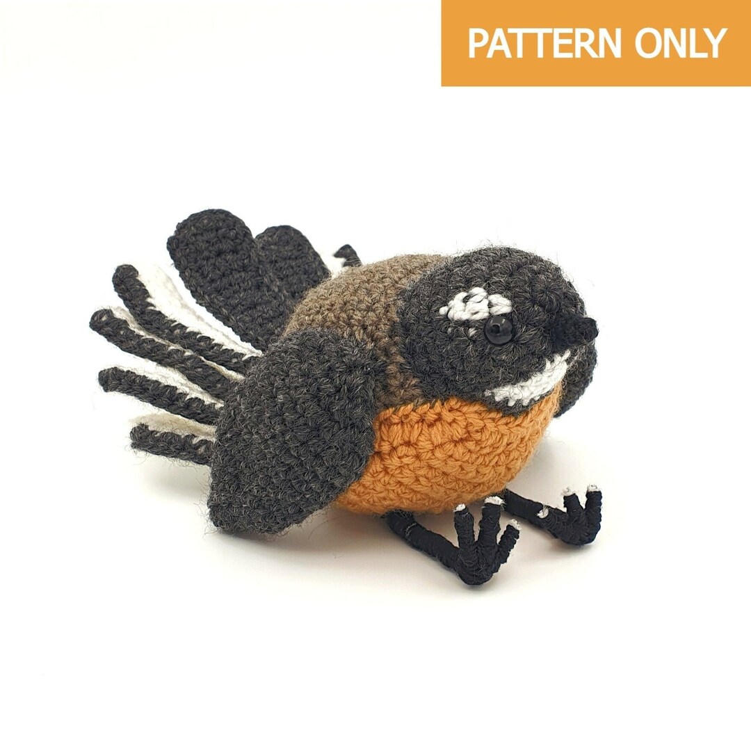 Whina the Fantail/ Pīwakawaka | Easy to Follow | New Zealand Wildlife ...