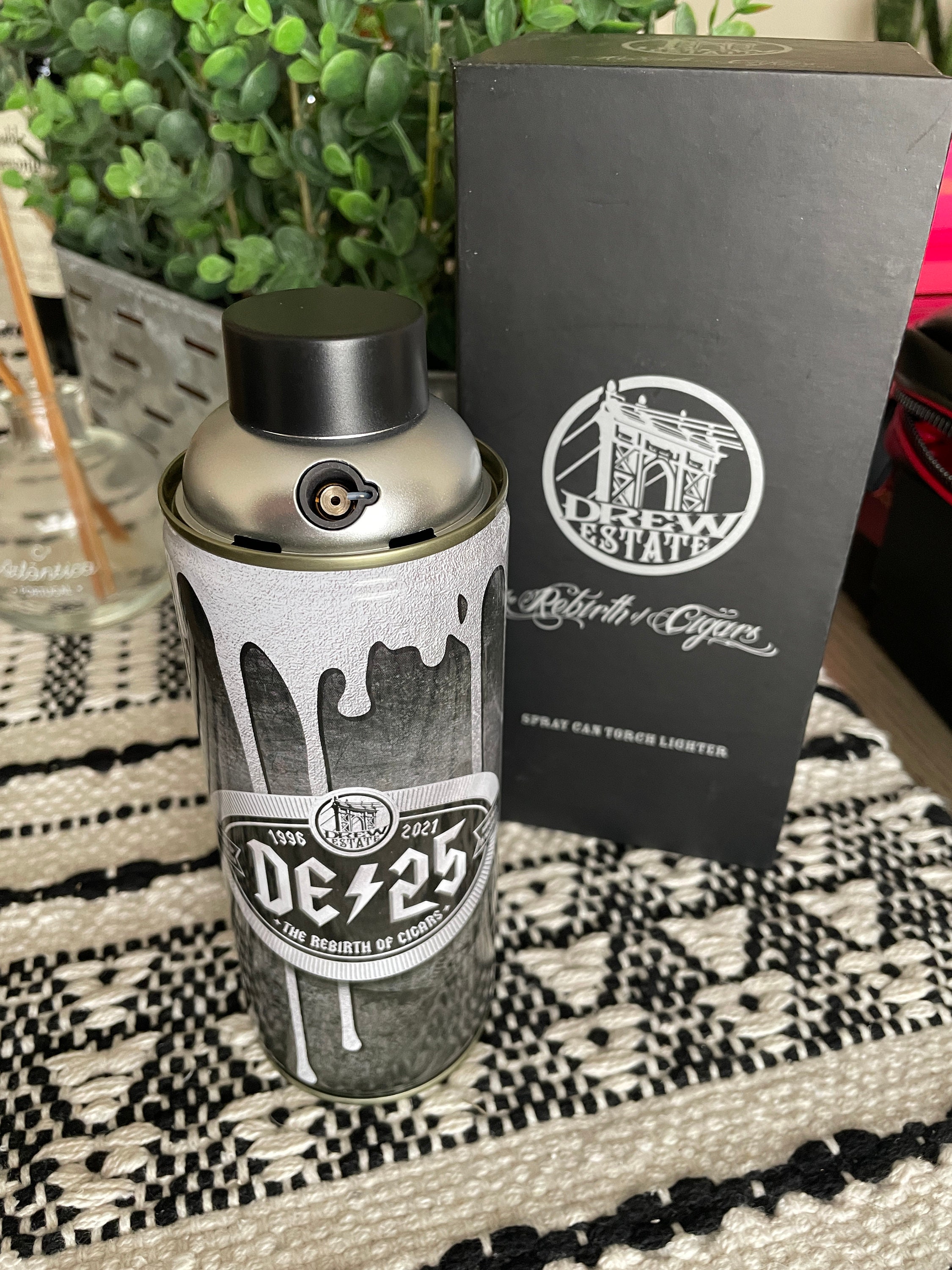 Limited Drew Estate DE 25 Paint Can Lighter Exclusive Promo Item Paint ...