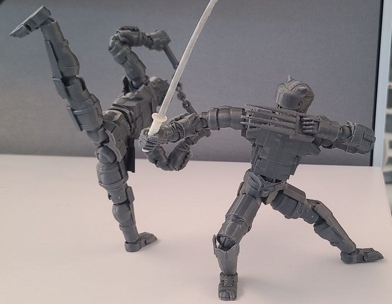 3D Printed Articulated Ninja / 3D Print Ninja Desk Toy and Figurine ...