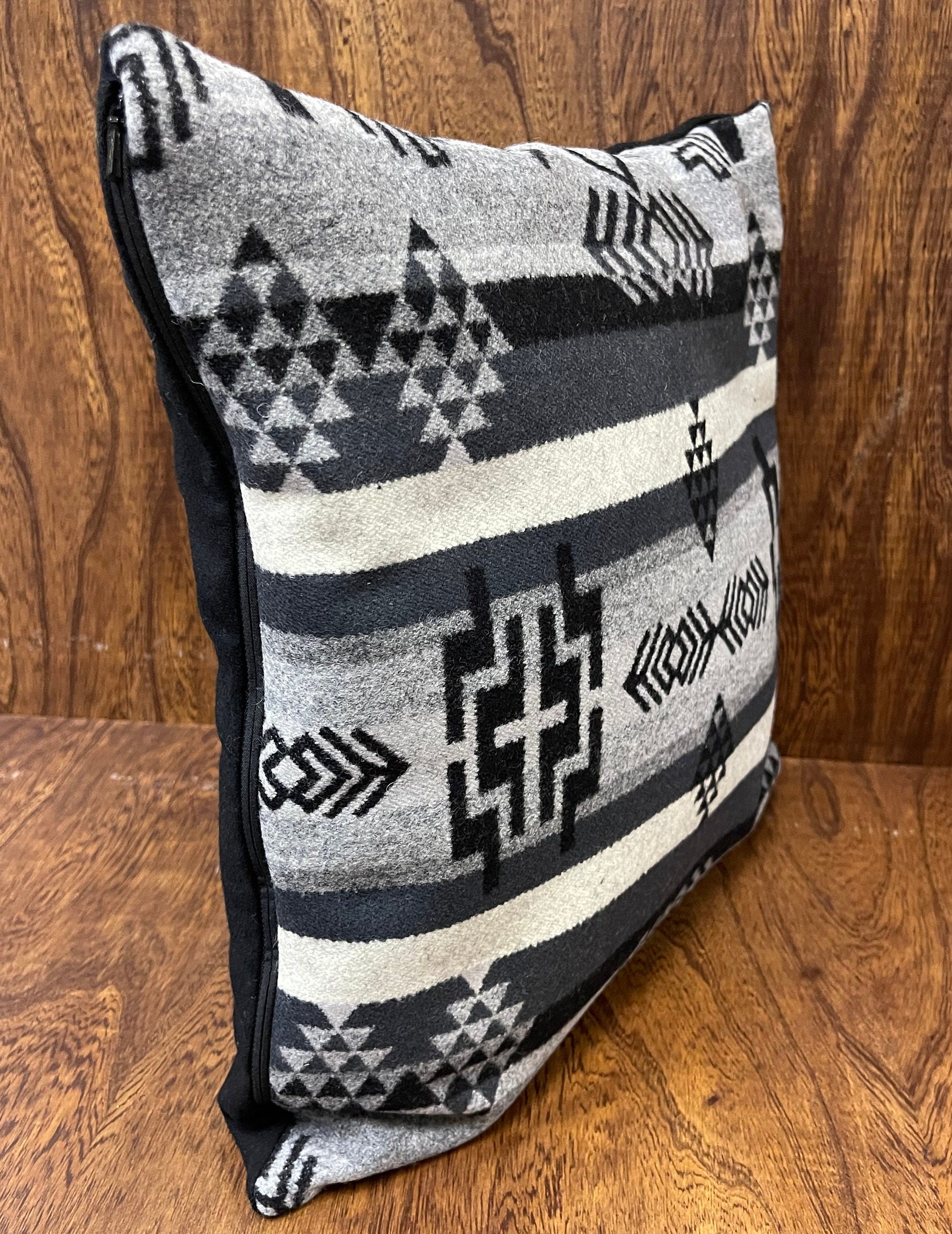 Wool Pillow Cover and Insert- Pendleton Wool - Etsy