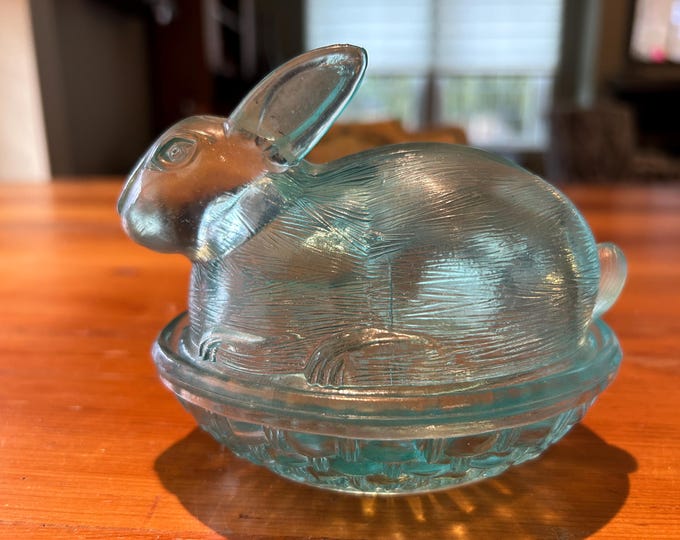 Vintage LE Smith Light Blue Glass Bunny Rabbit on Nest Covered Candy ...