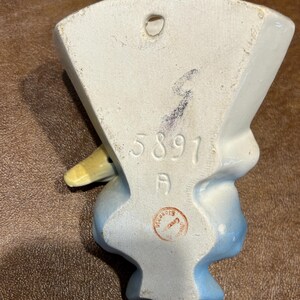 Czech Bird on Fan W/ Bow Wall Pocket Red Dime Mark Czechoslovakia Czech ...