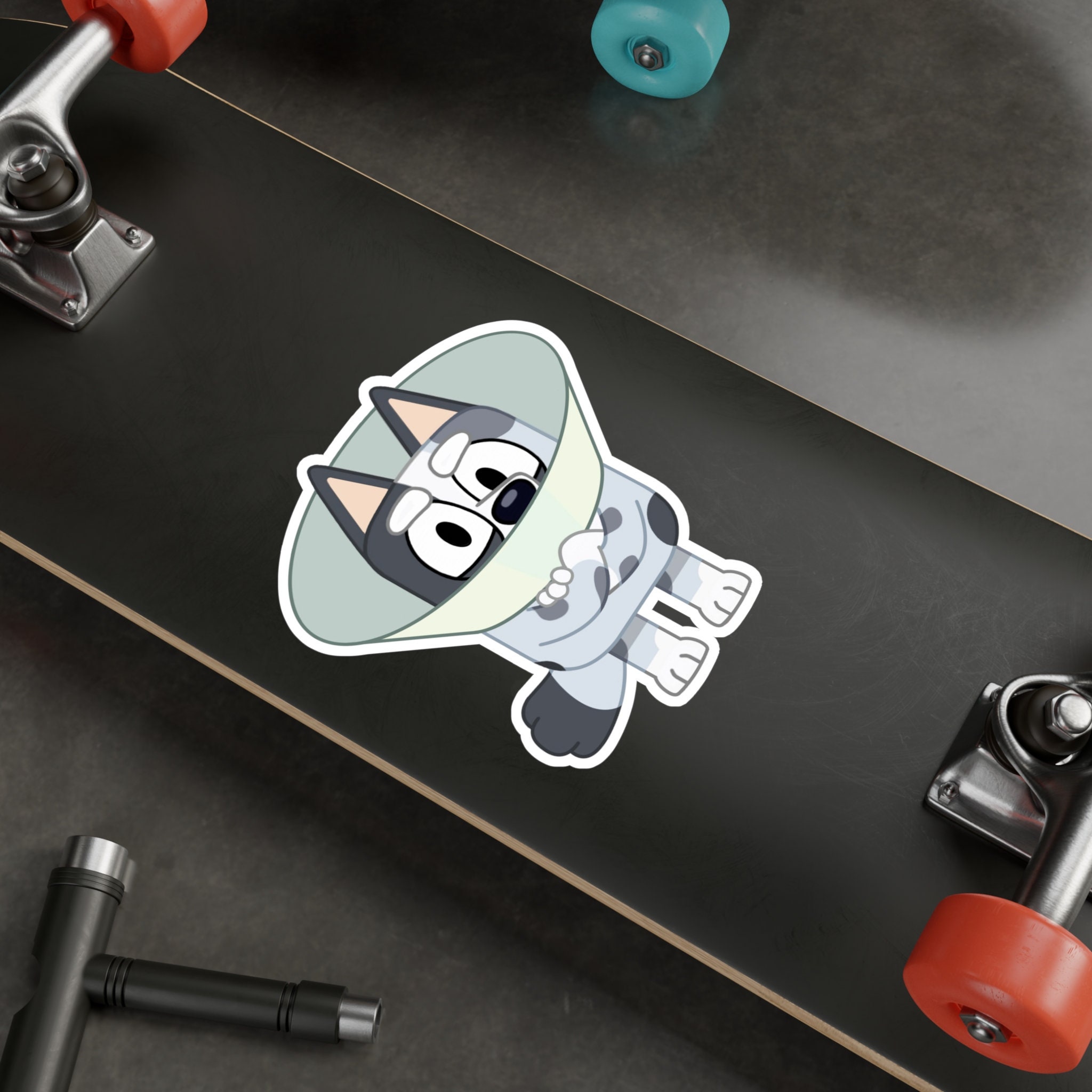 Bluey Muffin Cone Vinyl Decal - Etsy