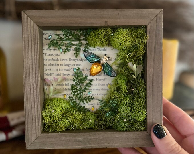 Firefly and Moss Enchanted Forest Diorama, Wood Frame With Moss and Firefly - Etsy