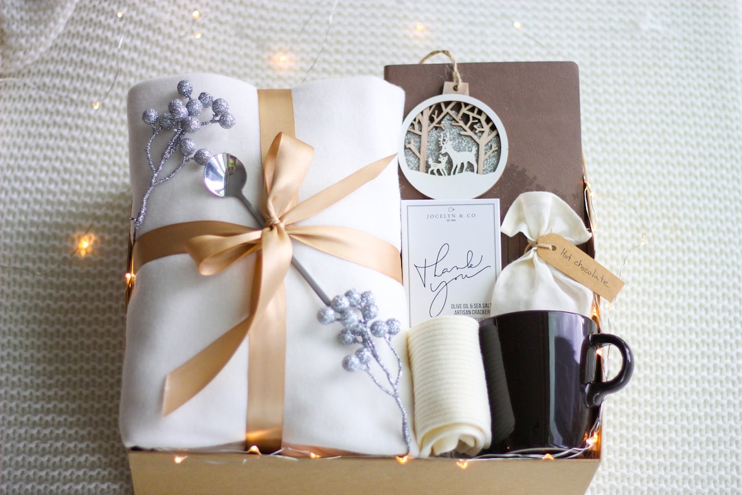 Cozy Gift Box, Winter Care Package, Winter Gifts, Christmas Gift Basket ...