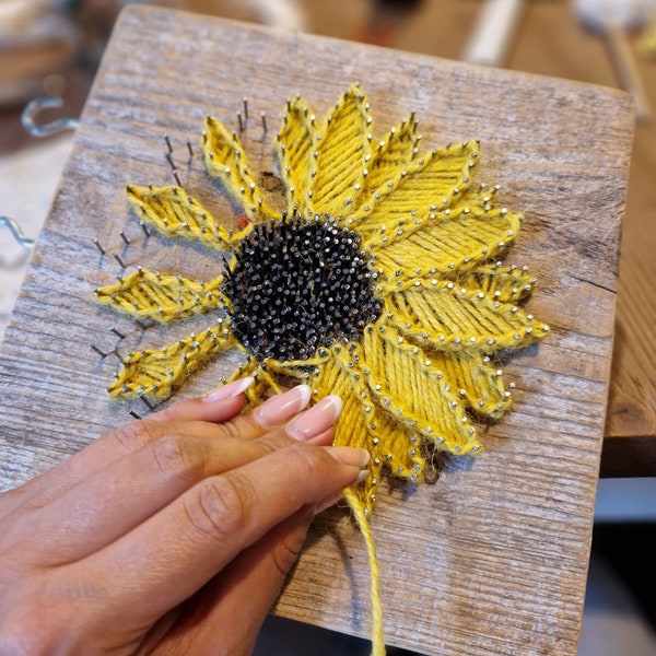 Sunflower String Art - Etsy